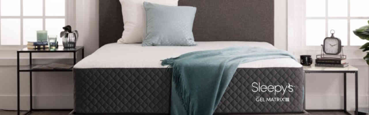 Sleepy's Mattress Reviews: 2022 Beds Ranked (or Avoid?)